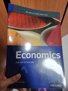 SMU economics 101 textbook. Principles of economics. By Gregory Mankiw ...