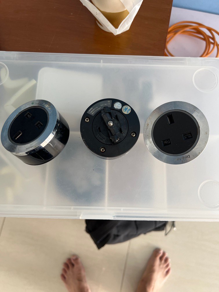 Eubiq power track UK power socket adapter, TV & Home Appliances ...