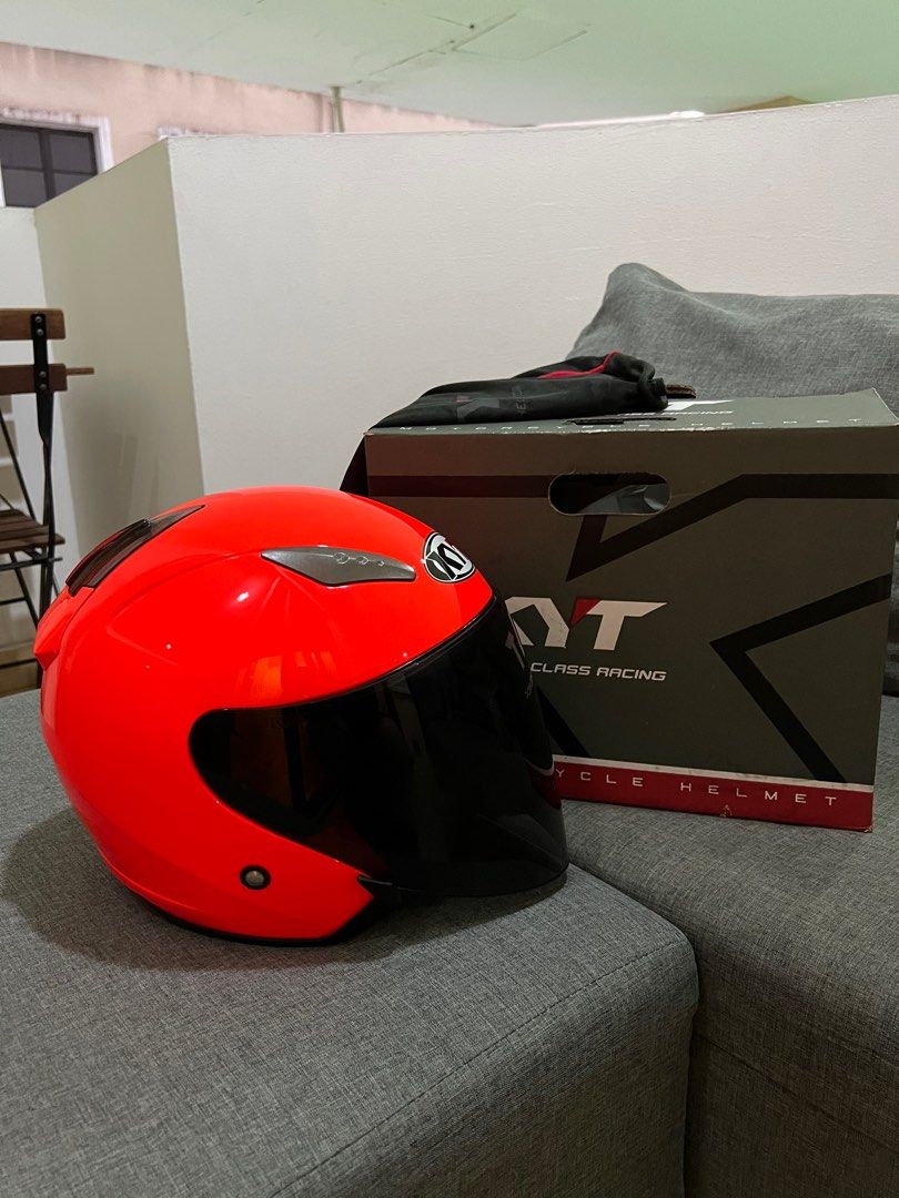 HELMET KYT PLAIN, Motorbikes on Carousell
