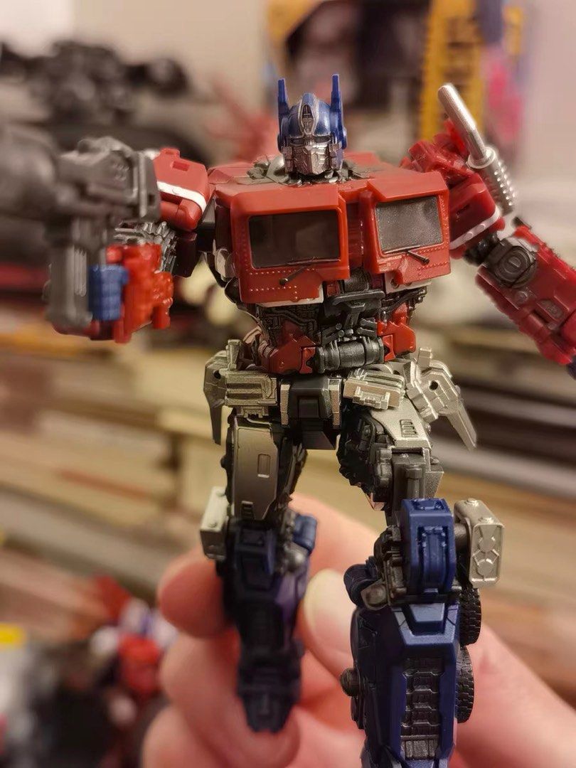 [Brand New] ET02 Optimus Prime / Transformable/ Best in small scale ...