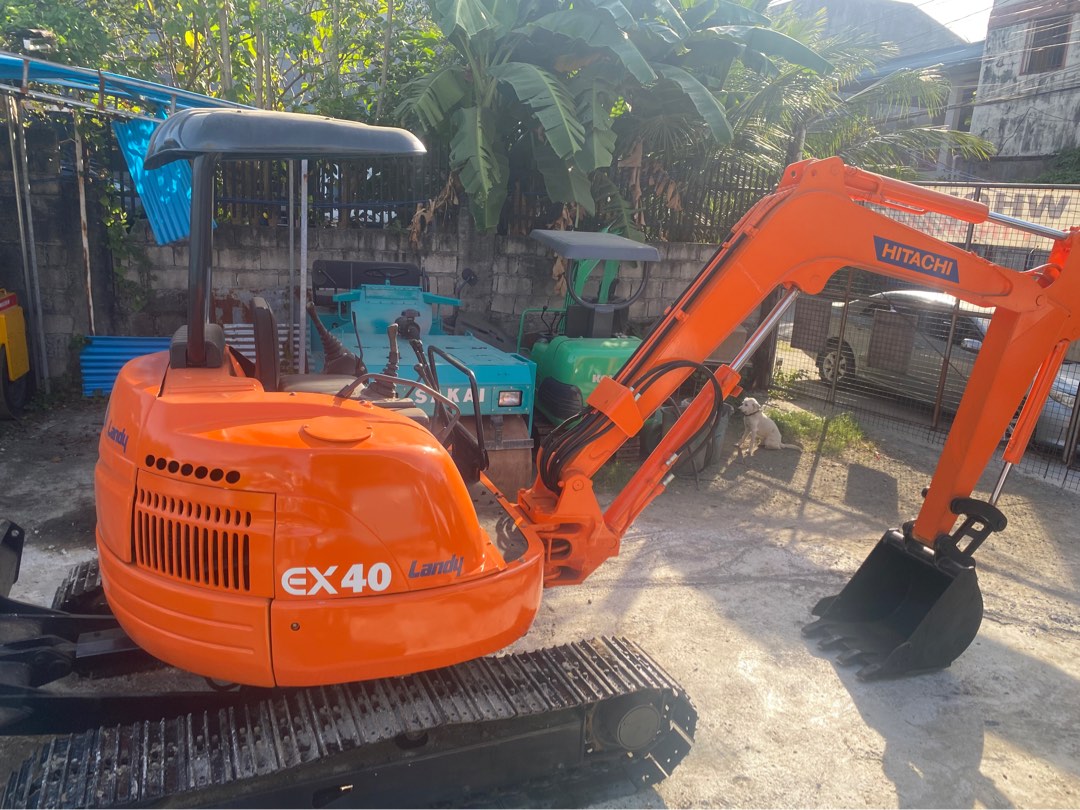 Hitachi Mini backhoe excavator crawler same size komatsu pc40 backhoe, Special Vehicles, Heavy ...
