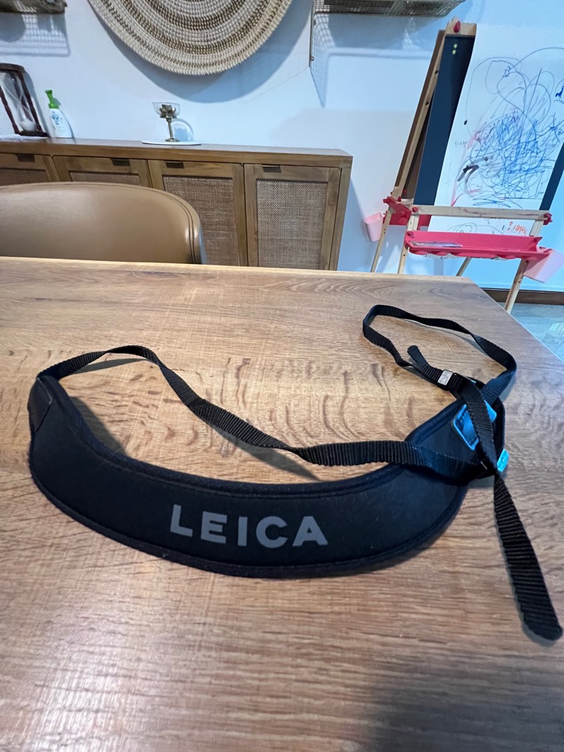 Original Leica shoulder strap, Photography, Photography Accessories ...