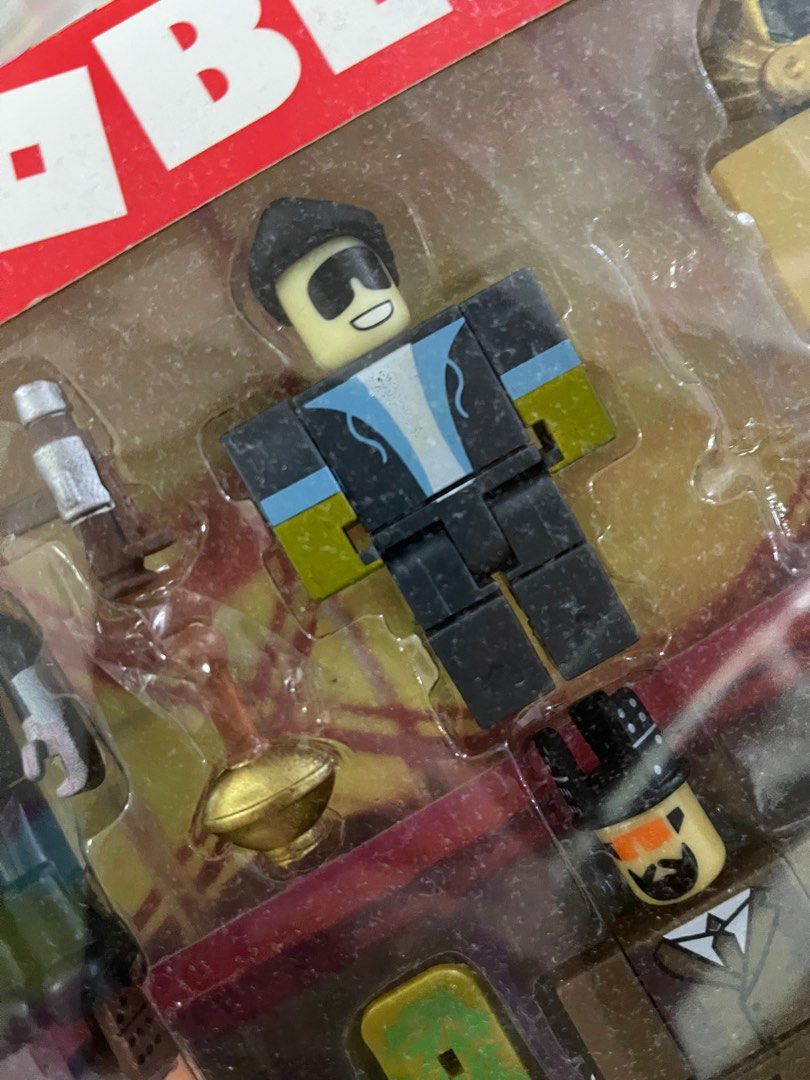 Roblox figures, Hobbies & Toys, Toys & Games on Carousell