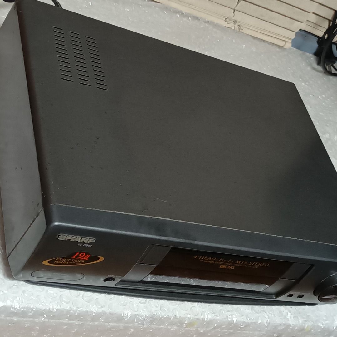 SALE !!! Sharp VHS Video Player, Recorder Model - VC-H942. (For Repair ...