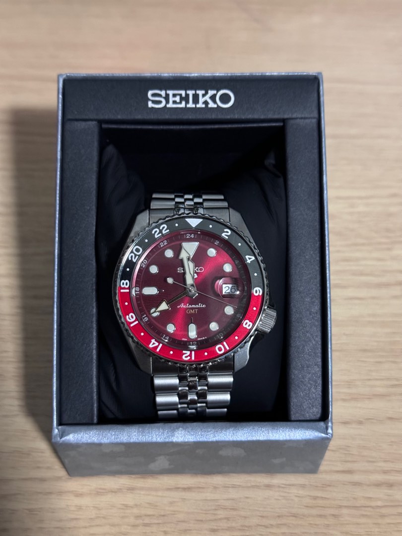 Seiko Limited Edition SSK031K1 GMT, Men's Fashion, Watches ...