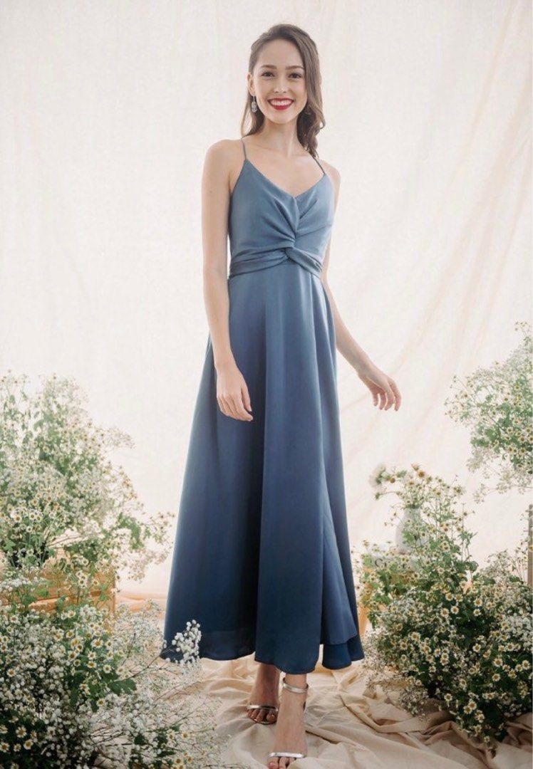 Thread Theory Ways to Love You Convertible Dress (Blue), Women's Fashion, Dresses & Sets ...