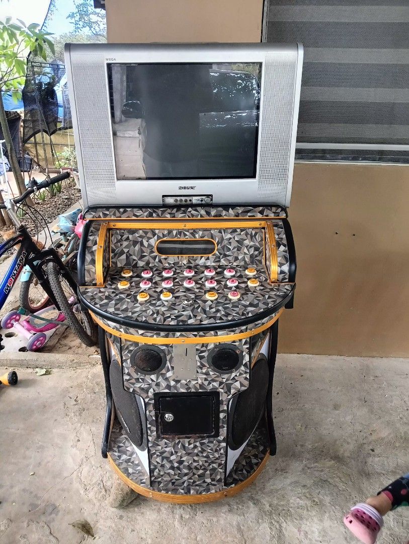 Videoke machine, Audio, Soundbars, Speakers & Amplifiers on Carousell