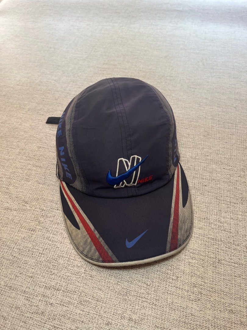 Vintage Nike Panel Cap, Fesyen Pria, Aksesoris, Topi di Carousell
