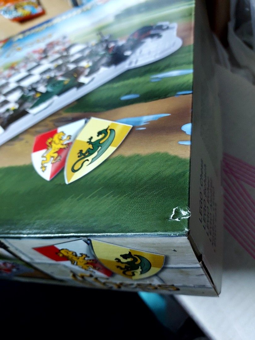 853373: LEGO Kingdoms Chess Set New Good Condition 9.5/10, Hobbies ...