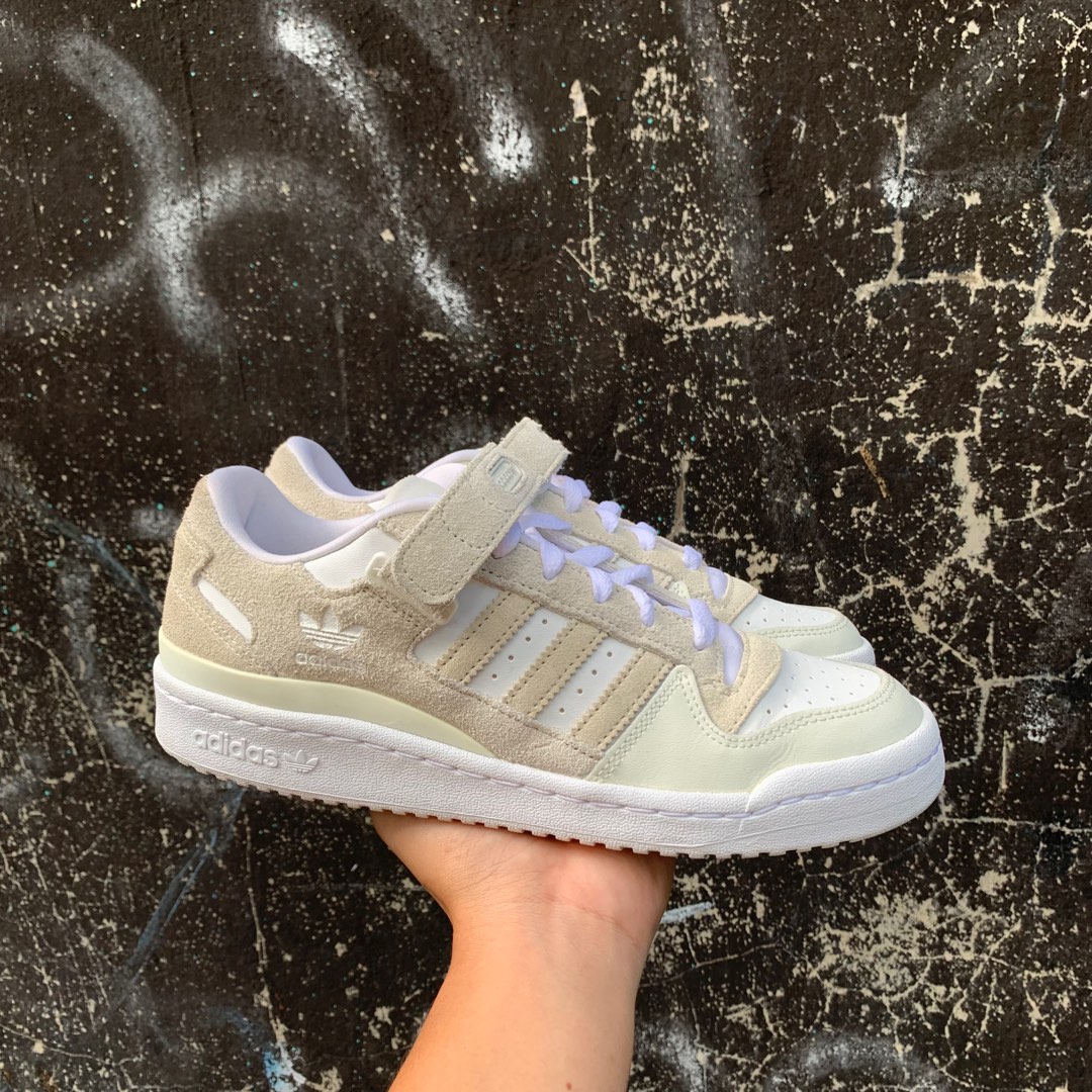 Adidas Forum Low White, Women's Fashion, Footwear, Sneakers on Carousell