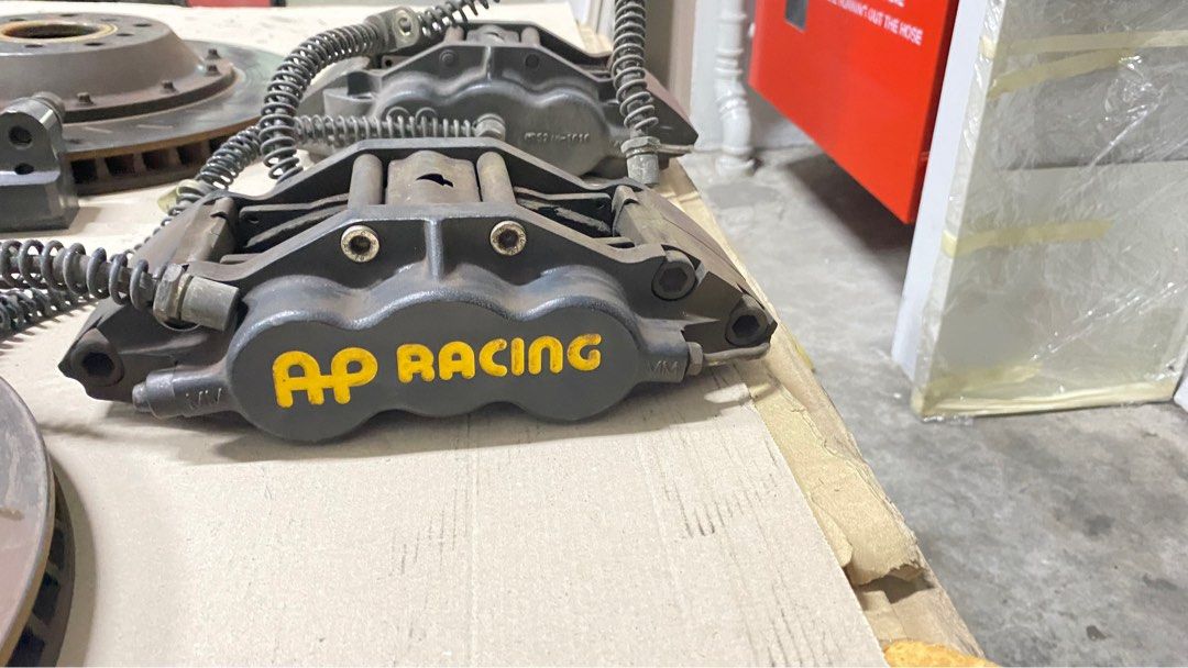AP racing brake kit, Car Accessories, Accessories on Carousell