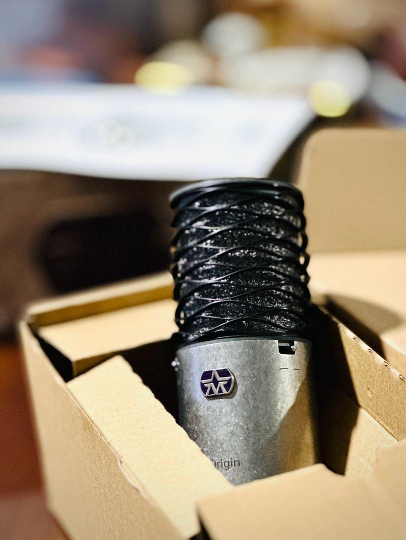 Aston Microphone Origin with Pop Filter, Audio, Microphones on Carousell