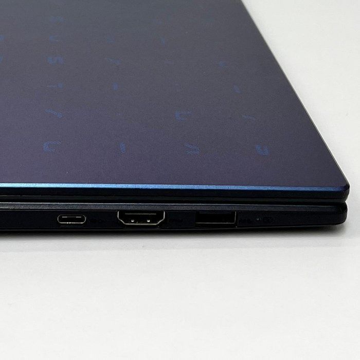 【蒐機王】ASUS E210M N4020 4G / 64G【11.6吋】C7040-6, 電腦及科技產品, 桌上電腦或筆記型電腦在旋轉拍賣