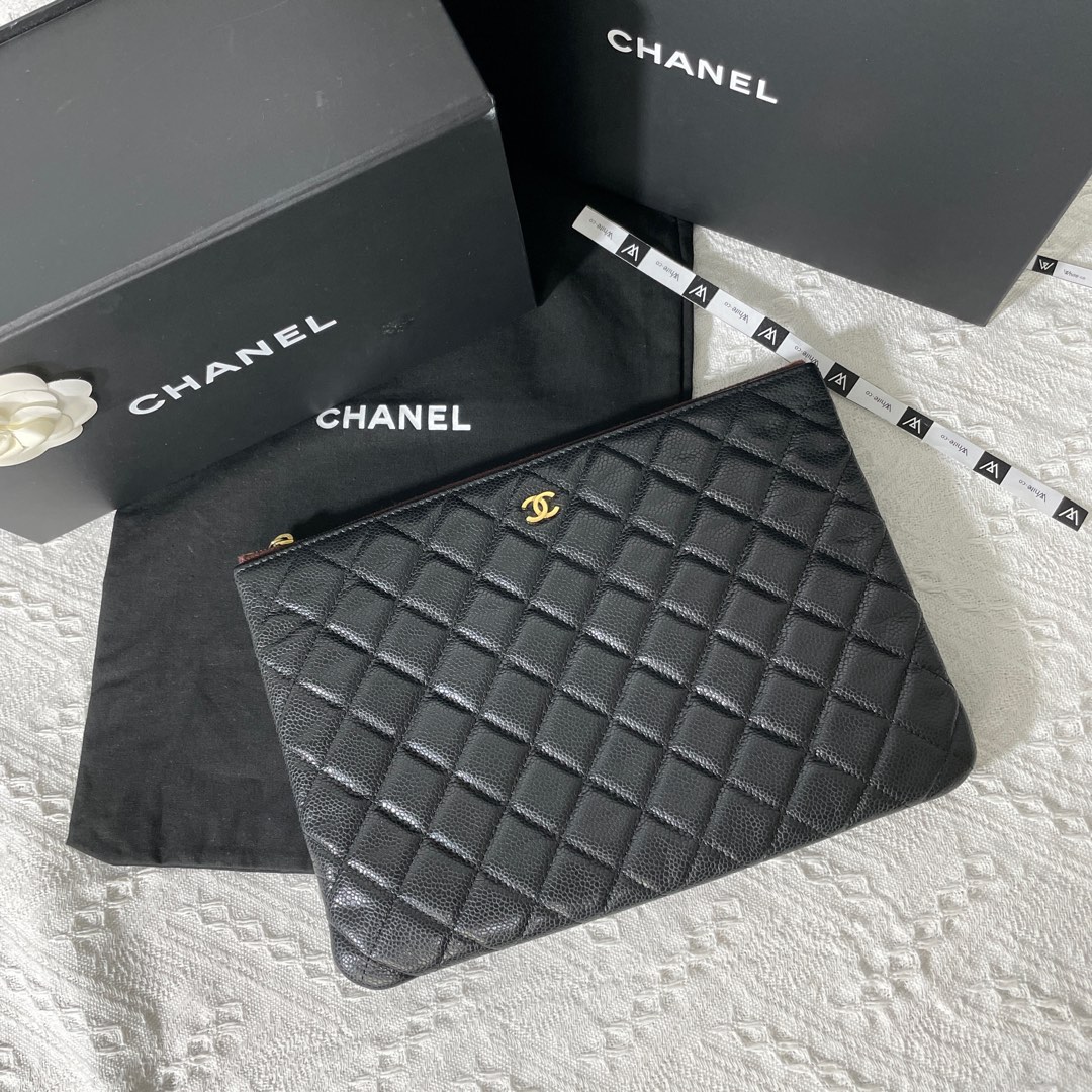 Chanel o case medium, Luxury, Bags & Wallets on Carousell