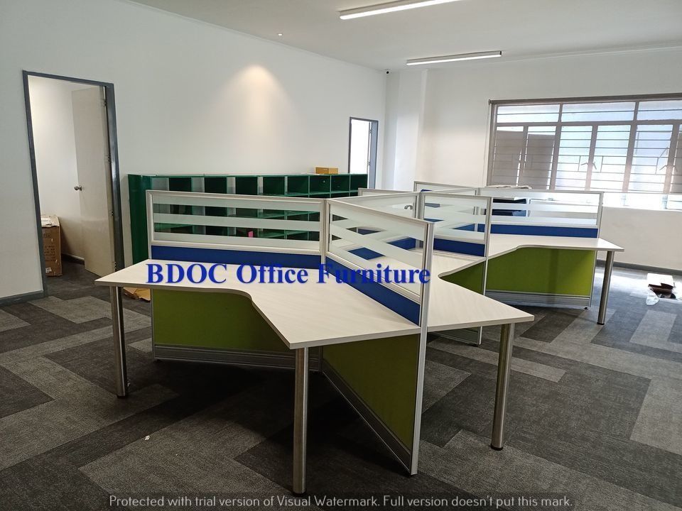 customized shape office table with glass panel / office partition ...