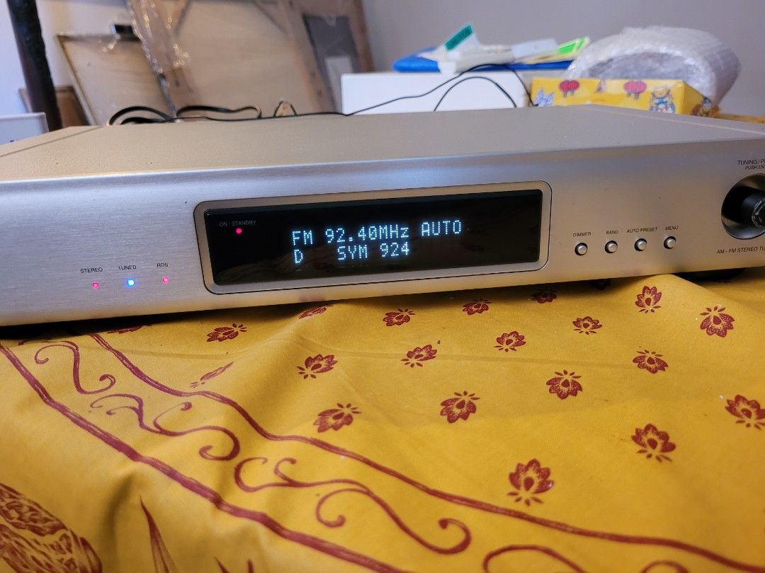 FM / Am Stereo Tuner, Audio, Other Audio Equipment on Carousell