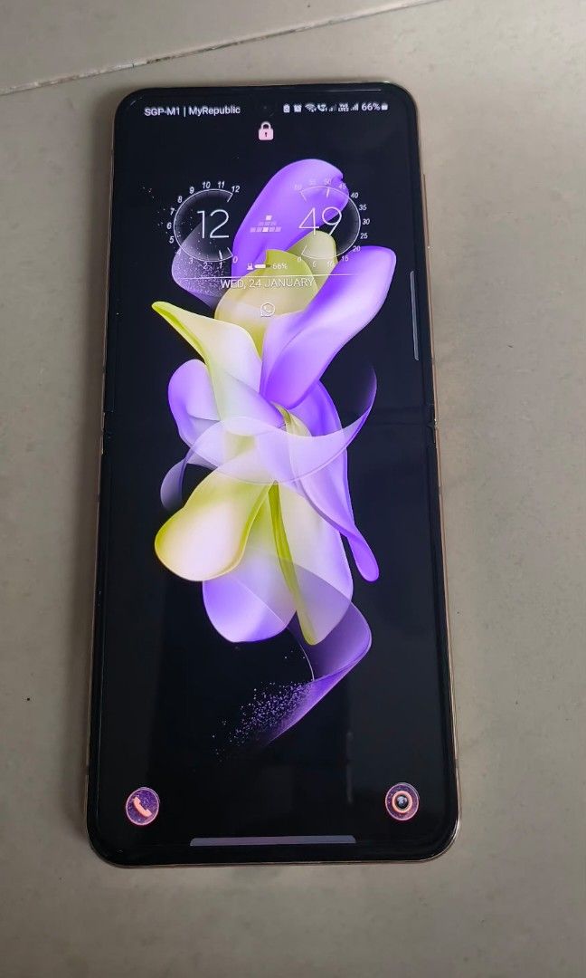 Galaxy Z Flip 4 Pink Gold 128GB, Mobile Phones & Gadgets, Mobile Phones ...