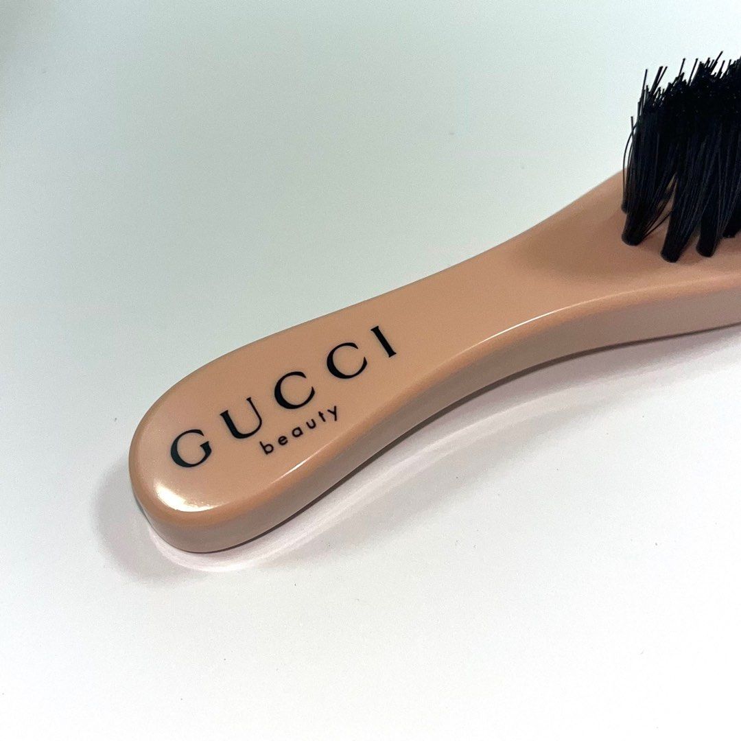 Gucci Beauty Hair Brush, Beauty & Personal Care, Hair on Carousell