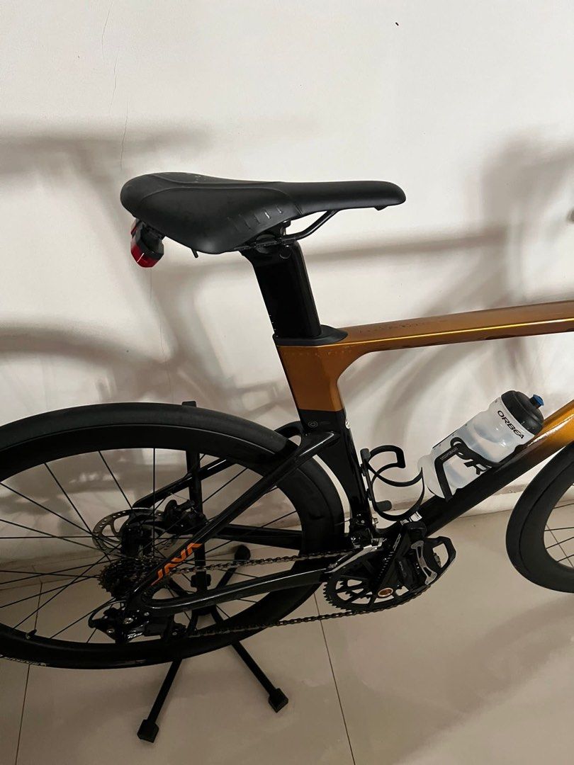 Java Air Fuoco Carbon Fiber Road Bike, Sports Equipment, Bicycles ...