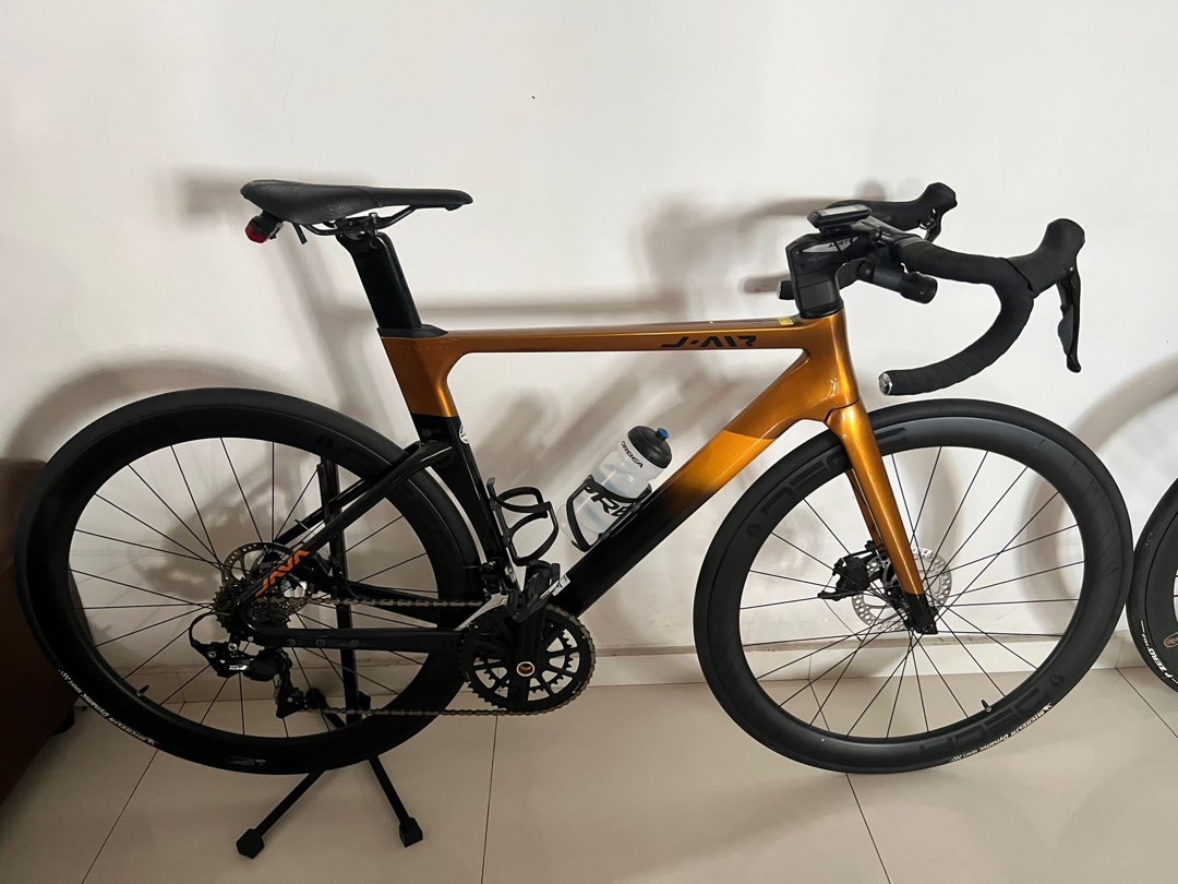 Java Air Fuoco Carbon Fiber Road Bike, Sports Equipment, Bicycles ...
