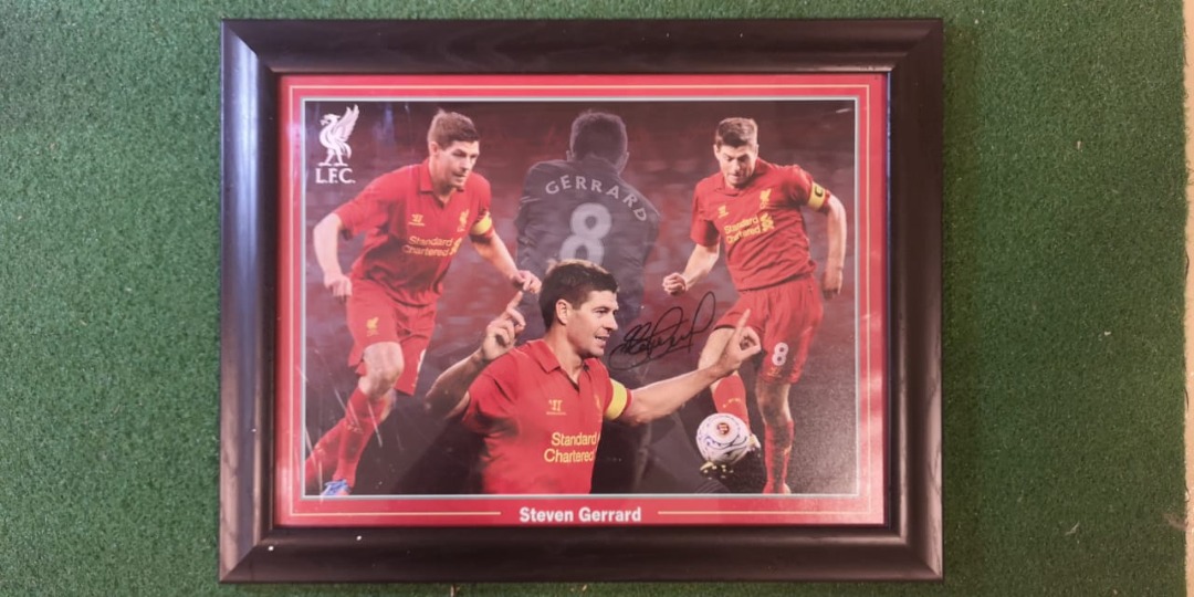 Liverpool FC Steven Gerrard Signed Signature Picture Frame, Hobbies ...