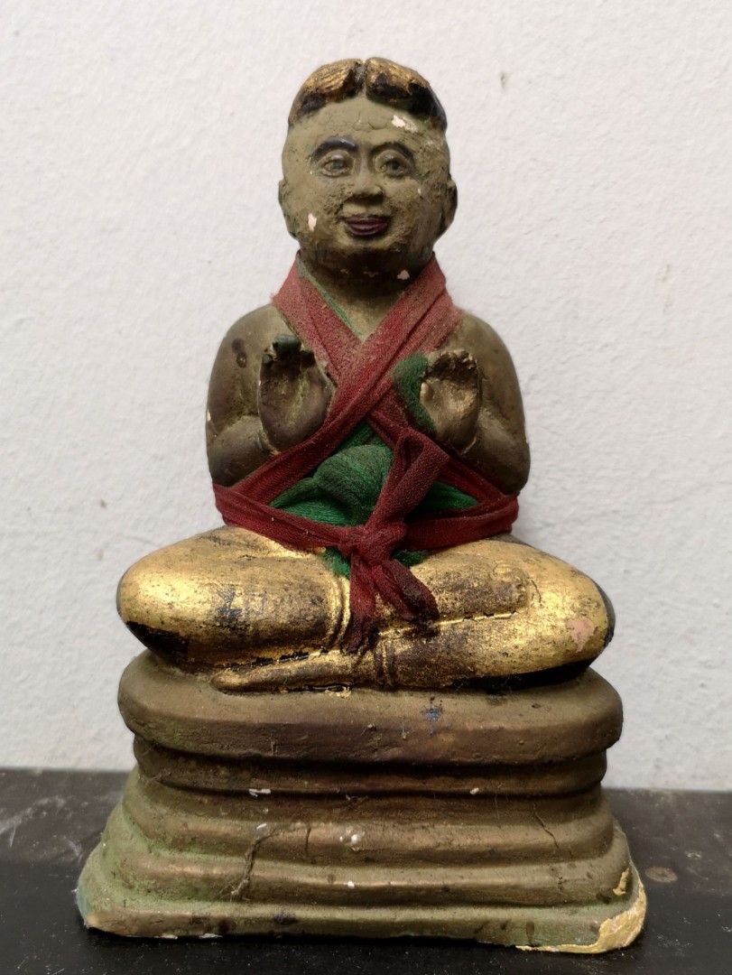 LP Tae Wat Sangan KMT Khumantong, Hobbies & Toys, Memorabilia ...