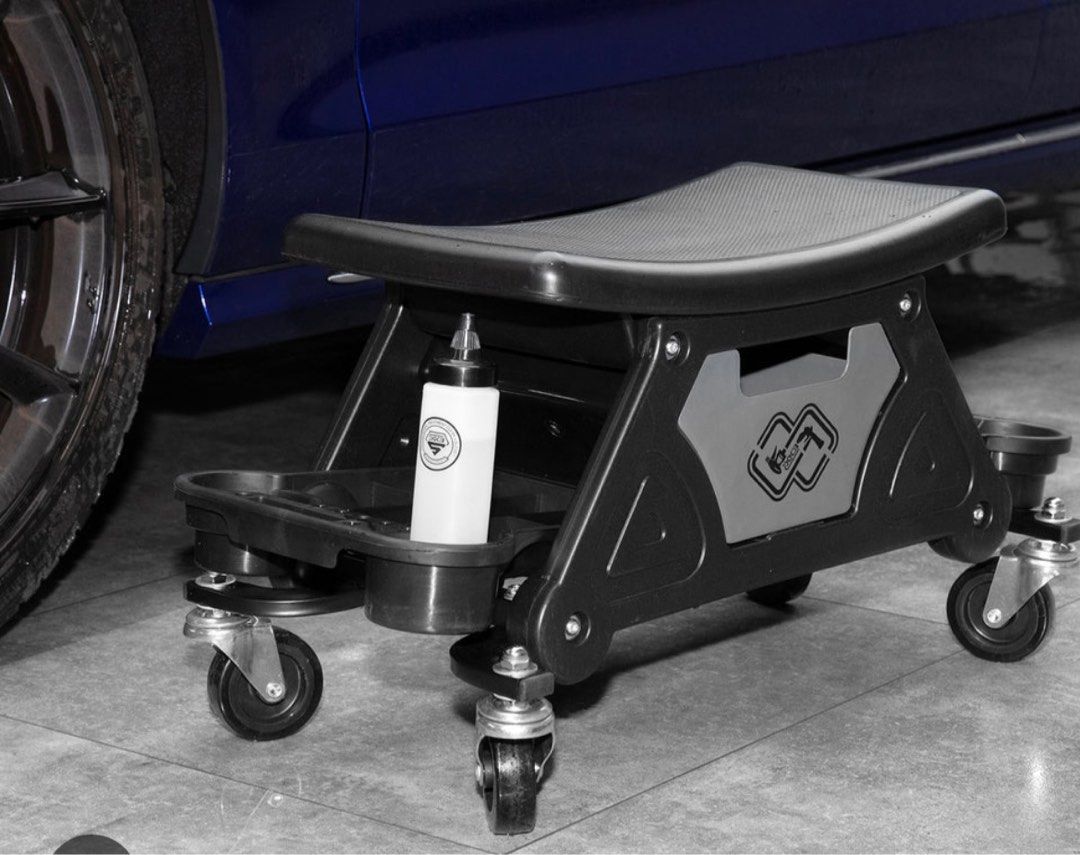 Mechanic/detailing stool, Car Accessories, Accessories on Carousell