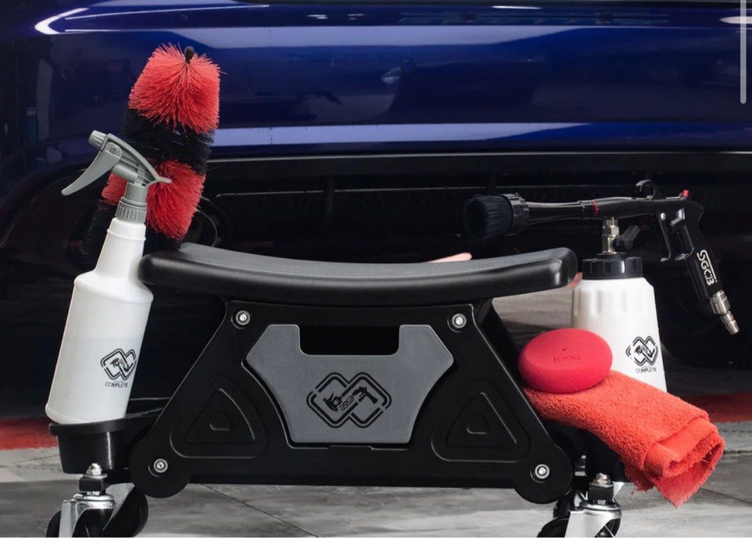 Mechanic/detailing stool, Car Accessories, Accessories on Carousell