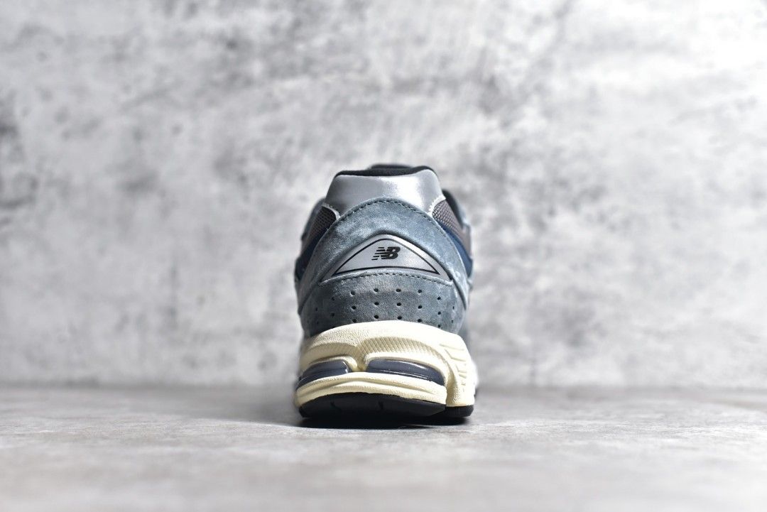 New Balance 2002R Grey Blue shoes, Men's Fashion, Footwear, Sneakers on ...