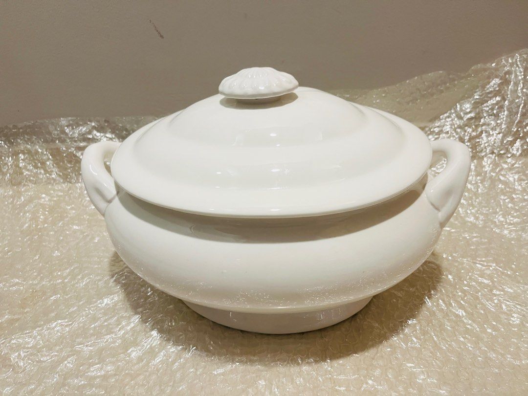Porcelain Steam Soup Pot, Furniture & Home Living, Kitchenware ...