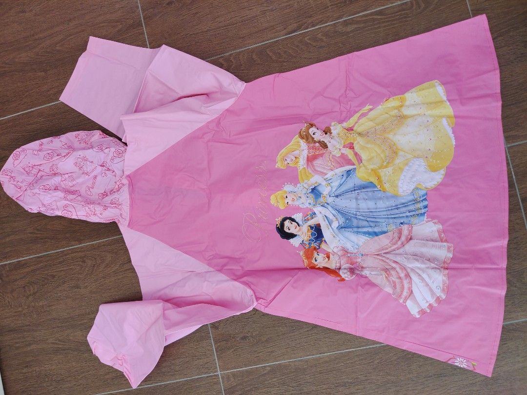 Princess Raincoat, Babies & Kids, Babies & Kids Fashion on Carousell