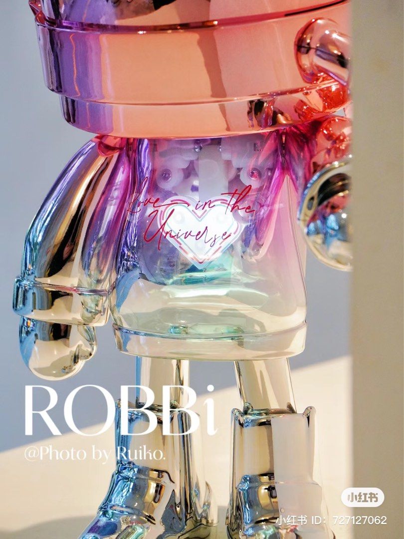 Ready stock Robbi Art Love in the universe 400%, Hobbies & Toys, Toys ...