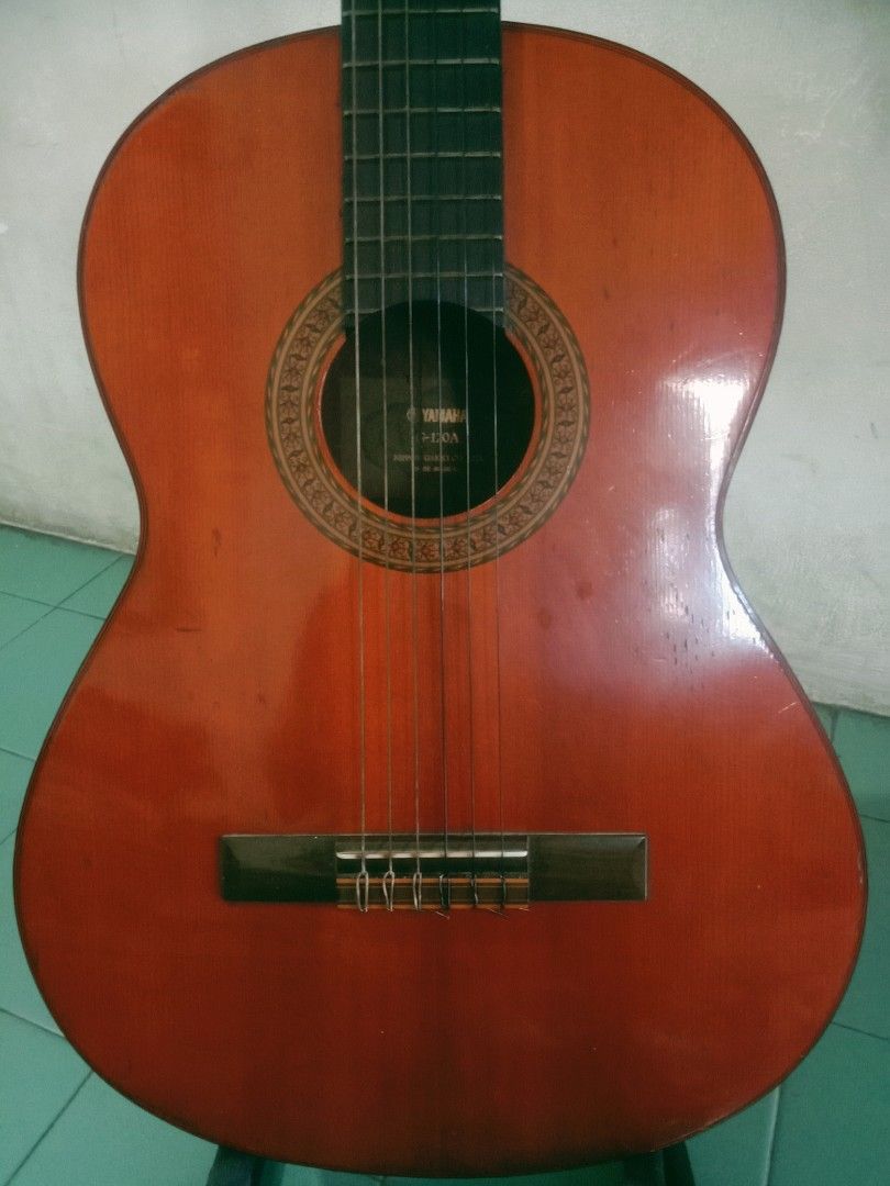 Vintage Yamaha G120A Nippon gakki Japan 1970, Musik & Media, Alat di Carousell