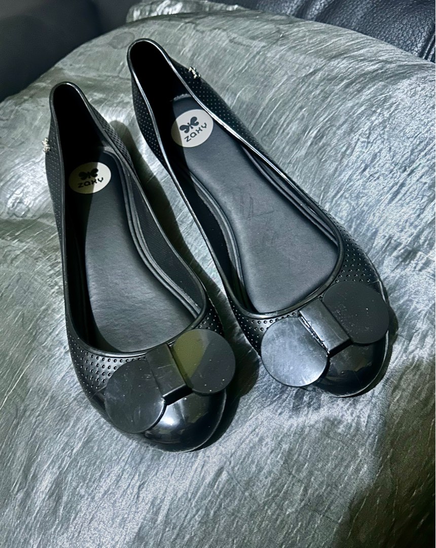 Zaxy Black Eur 38/ US 7/ JPN 24, Women's Fashion, Footwear, Flats ...