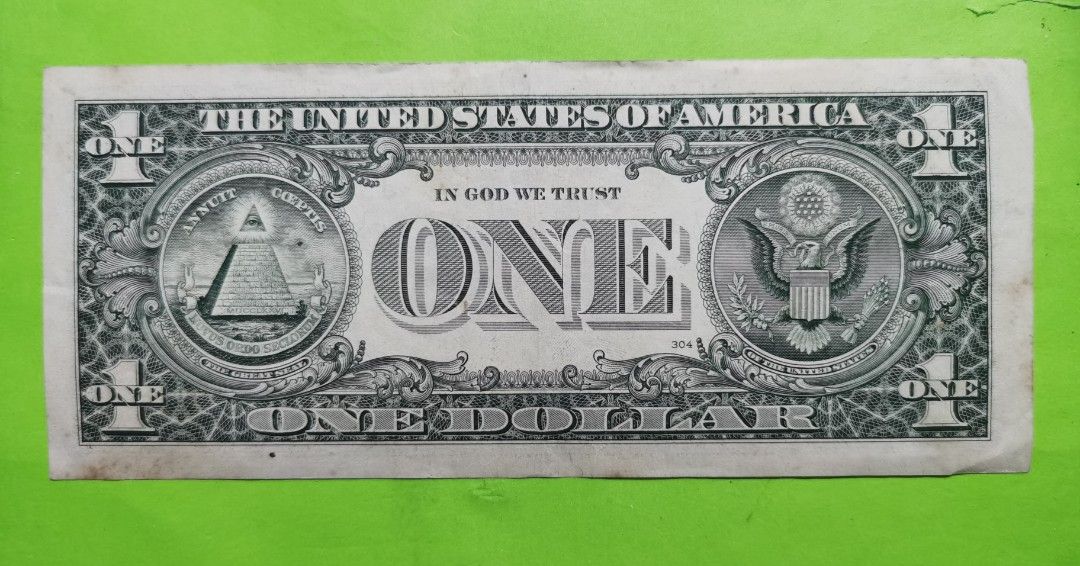 1988 US One Dollar Banknote - 4 tiny staple holes, Hobbies & Toys ...
