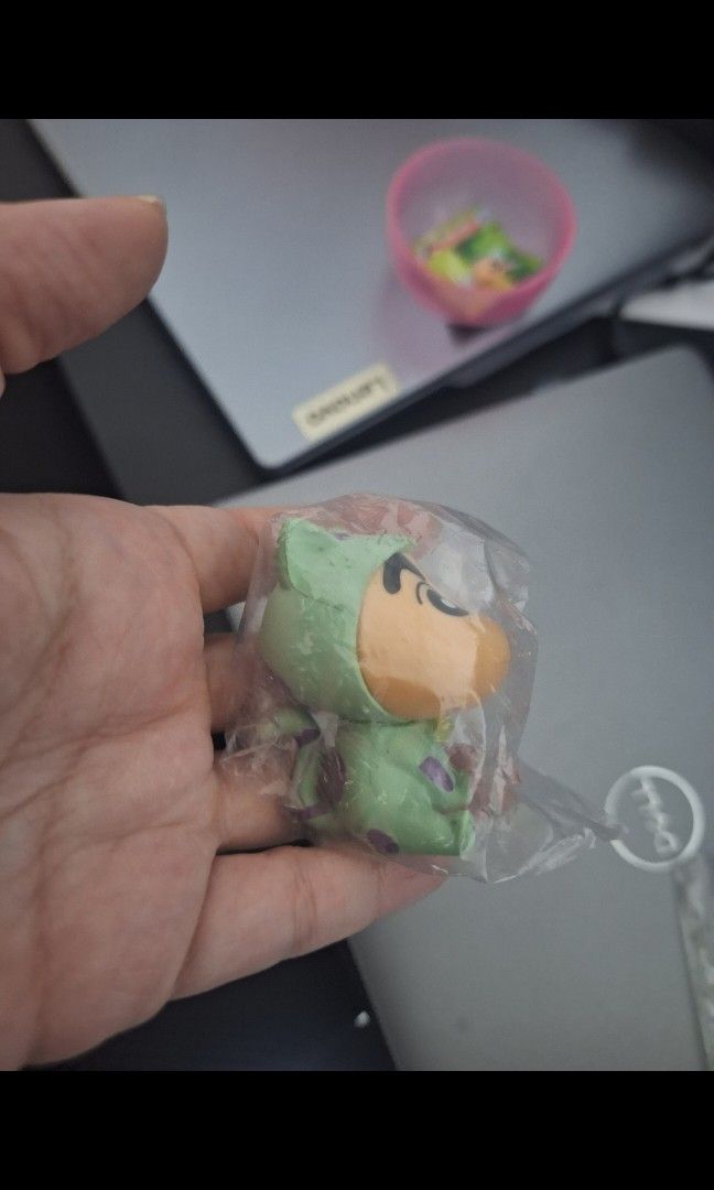 BN Crayon Shinchan La bi xiao xin Figurine, Hobbies & Toys, Toys ...