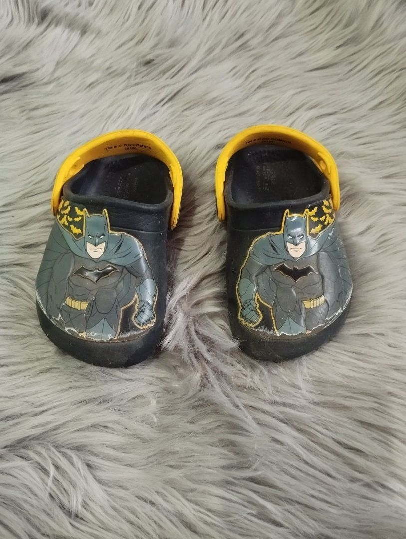 Crocs batman, Babies & Kids, Babies & Kids Fashion on Carousell