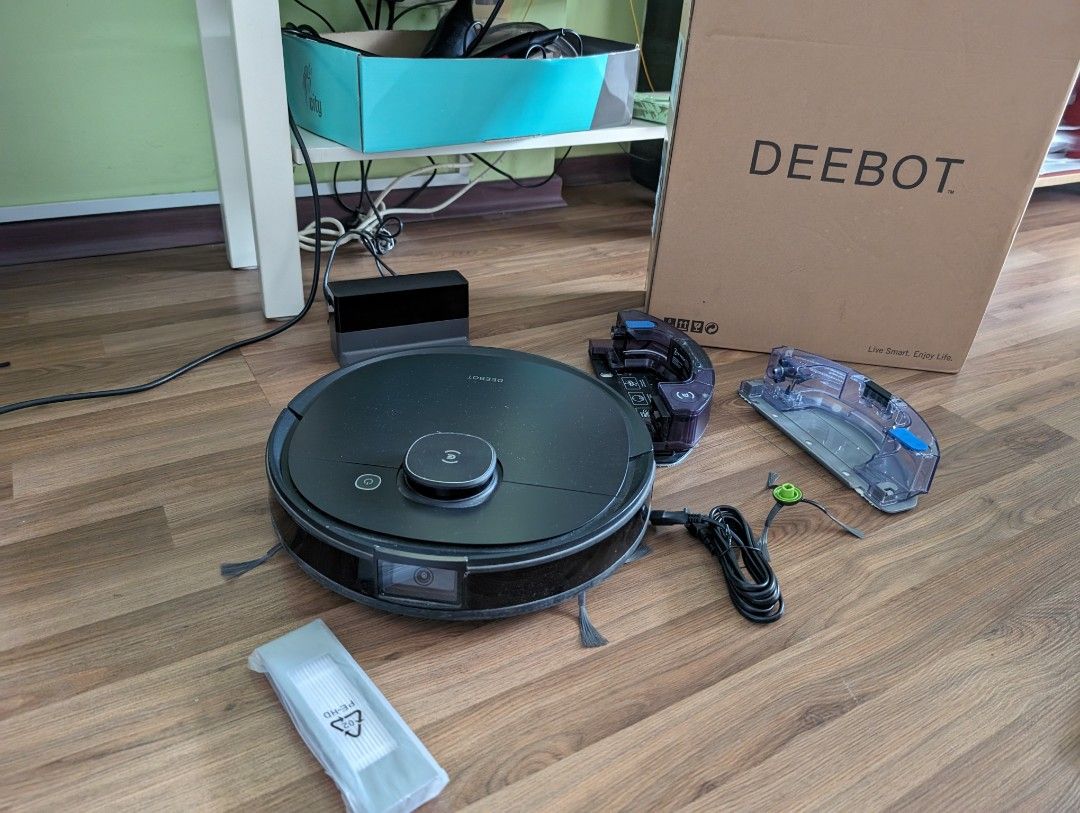 Ecovacs Debot, TV & Home Appliances, Vacuum Cleaner & Housekeeping on Carousell