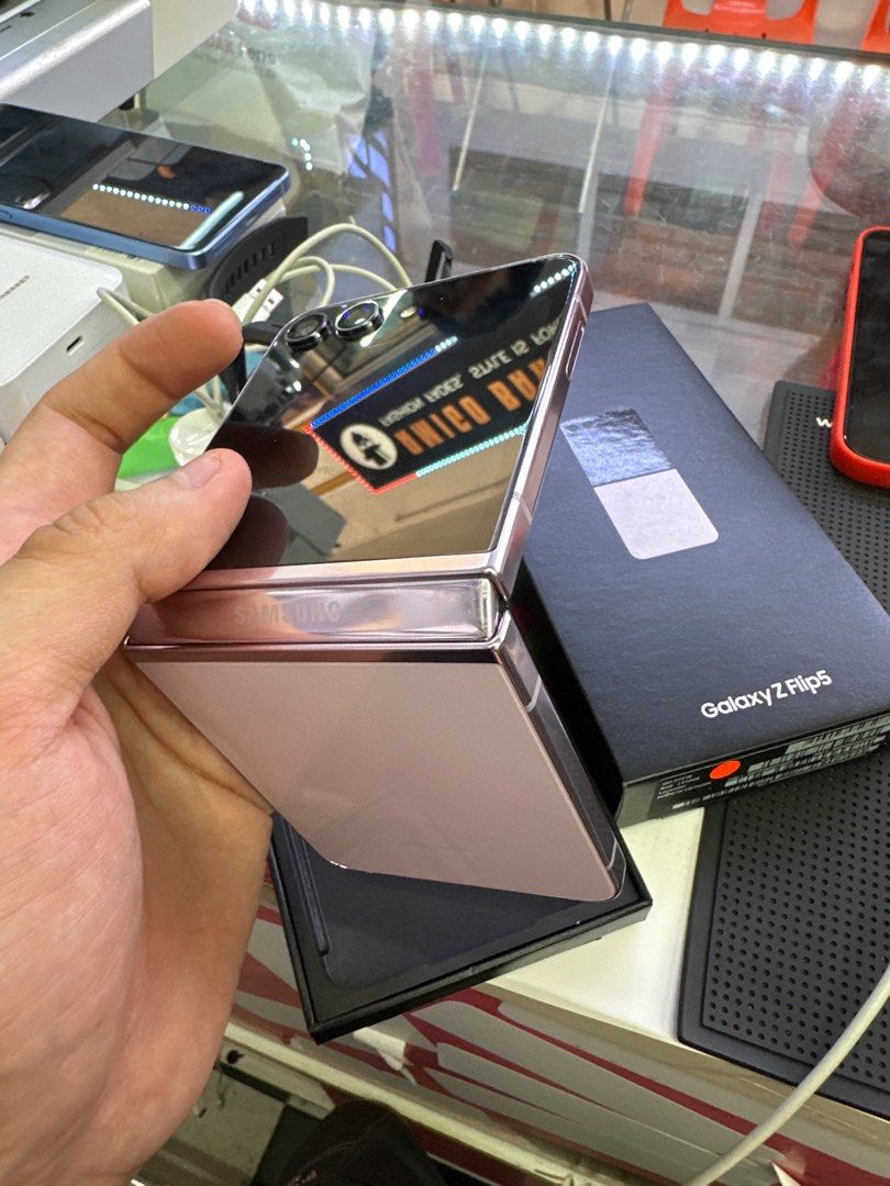 Galaxy Z Flip 5 Lavender 512GB, Mobile Phones & Gadgets, Mobile Phones ...
