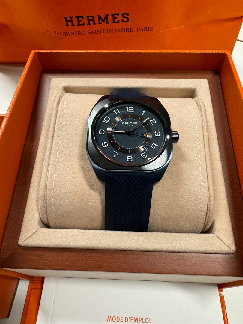 HERMES H08 TITANE BLUE EDITION, Luxury, Watches on Carousell