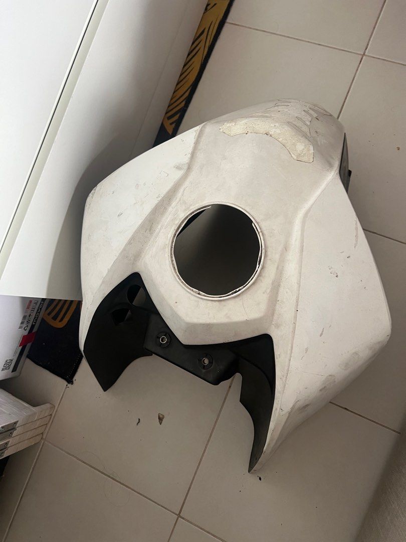 KTM DUKE 200 Tank cover and belly pan, Motorcycles, Motorcycle ...