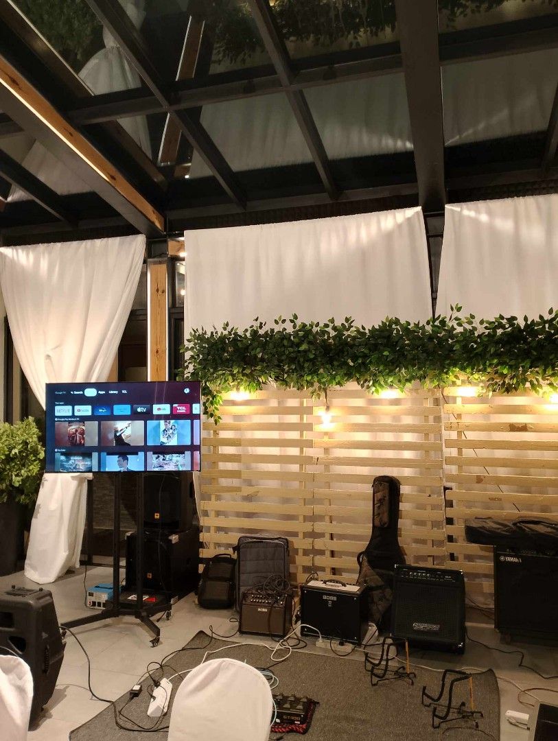 LED wall Digital poster for rent sale Android TV 55-inch kiosk standee ...