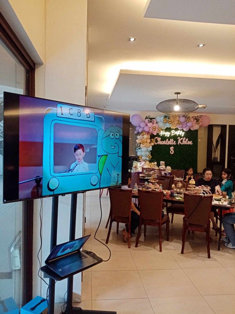 LED wall Digital poster for rent sale Android TV 55-inch kiosk standee ...