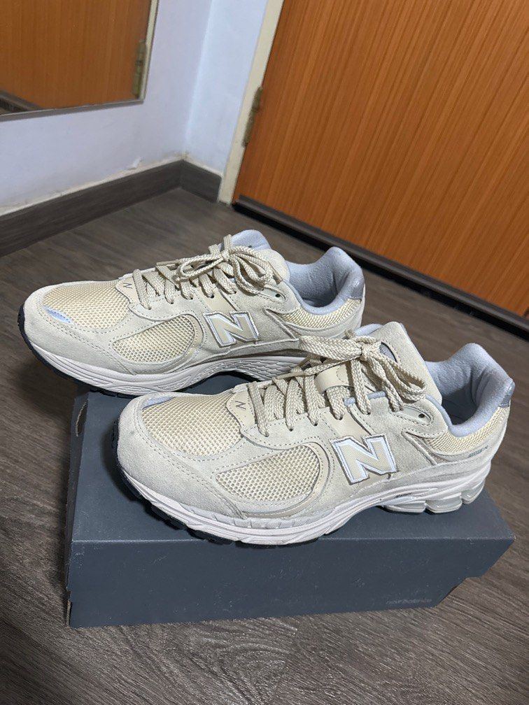 New Balance 2002RE, Men's Fashion, Footwear, Sneakers on Carousell