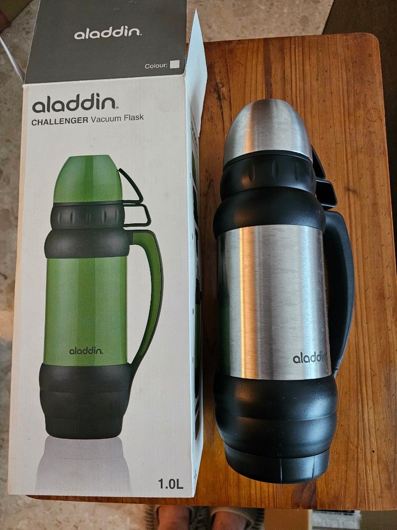 New hot water flask with 2 cups, Furniture & Home Living, Kitchenware ...