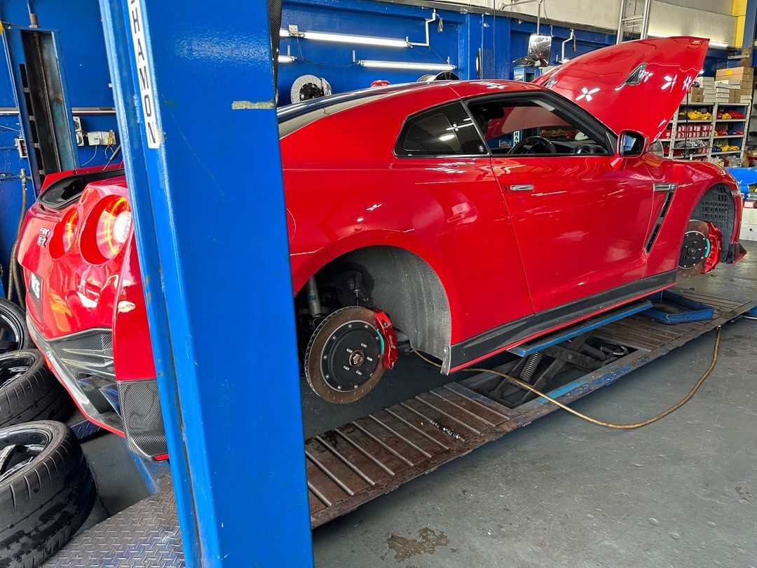 Nissan GTR Alcon super kit, Car Accessories, Accessories on Carousell