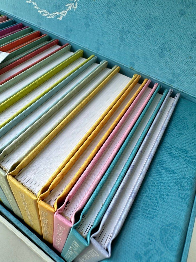 Peter rabbit story book set brand new, Hobbies & Toys, Books ...