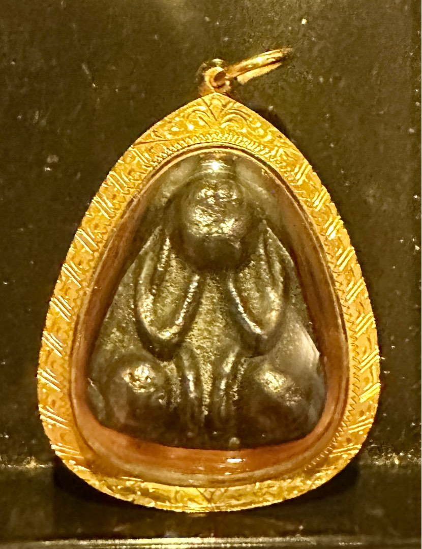 Phra Pidta by Lp Boon BE.2460, Hobbies & Toys, Memorabilia ...