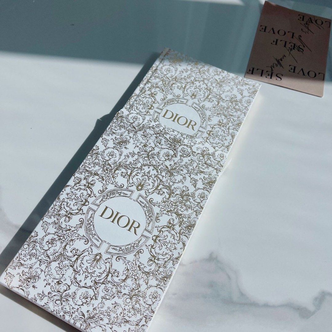Pre order: 1pc diorstyle 2023 Christmas Notebook, High-Looking Account ...