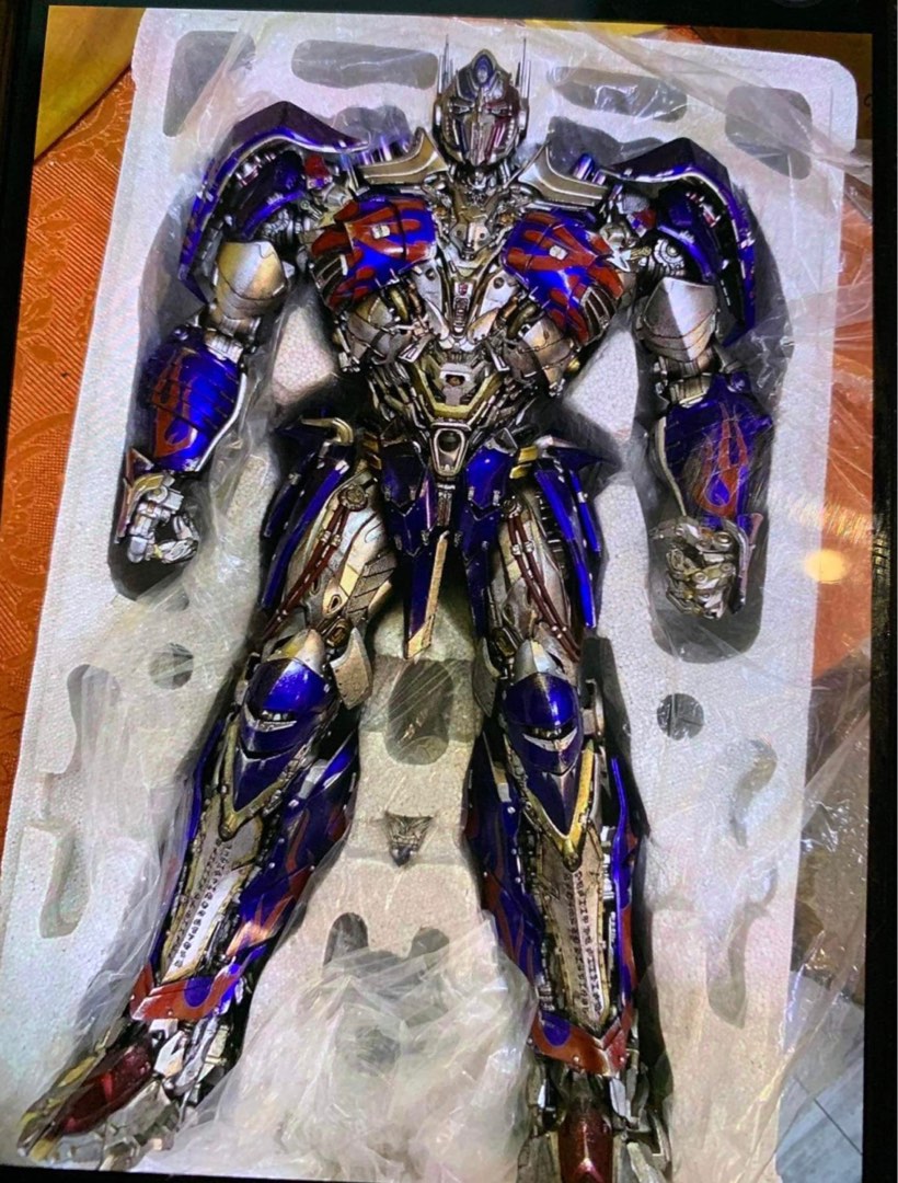 Premium scale optimus prime and bumblebee, Hobbies & Toys, Toys & Games on Carousell